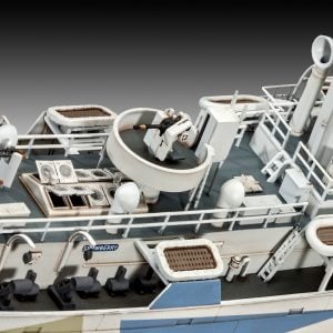 Revell HMCS Snowberry Flower Class Corvette 1/144 Scale RVG 05132 ...
