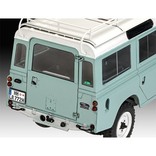 Revell Land Rover Series III LWB Station Wagon 1/24 Scale RVG 07047 ...