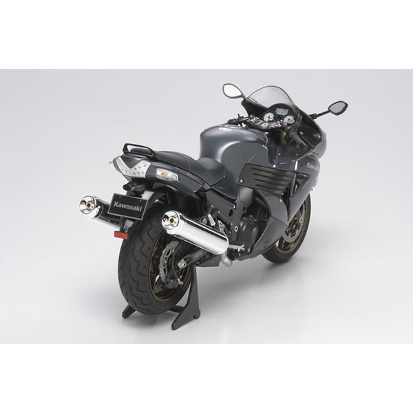 Tamiya Kawasaki ZZR1400 1/12 Scale 14111 • Canada's largest selection ...