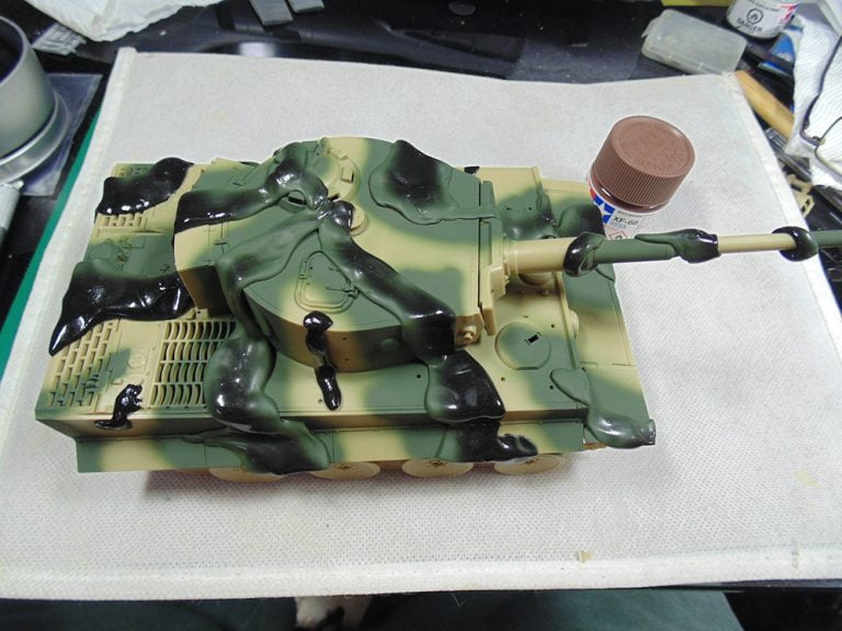 Modelling Camouflage Painting Basics Tutorial • Canada's largest ...