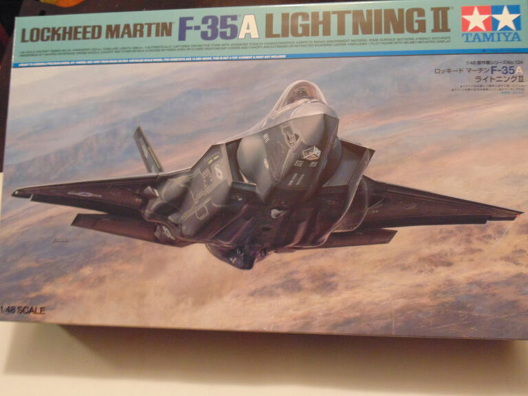 Tamiya Lockheed Martin F-35A Lightning II Build Part 1 • Canada's ...