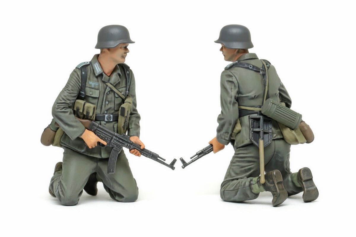 Tamiya German Infantry Set Late WWII 1/35 Scale 35382 • Canada's ...
