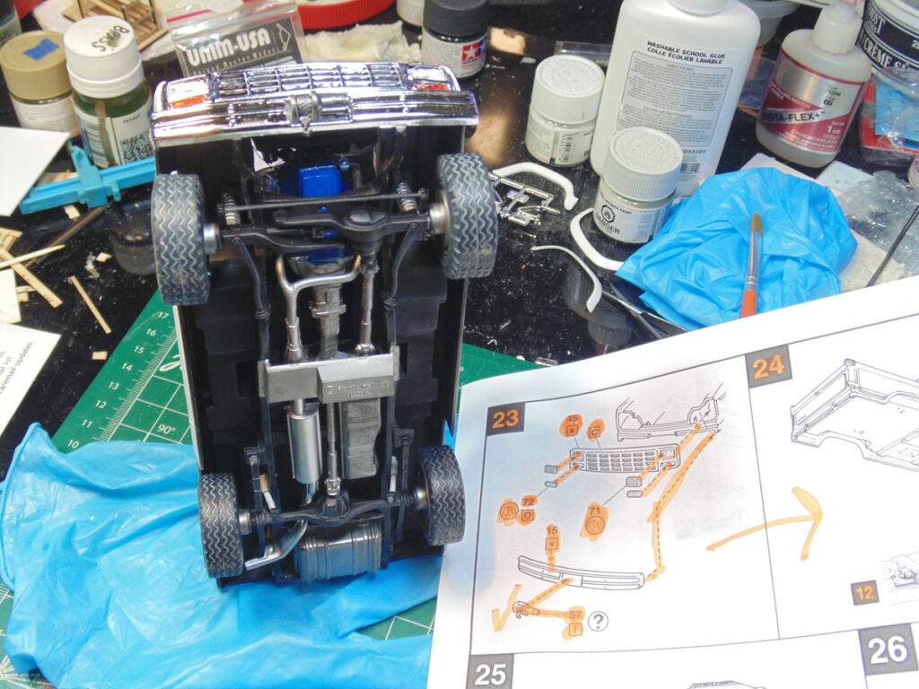 Revell 1980 Ford Bronco Bass Boat and Trailer Set Build Part 4 • Canada ...