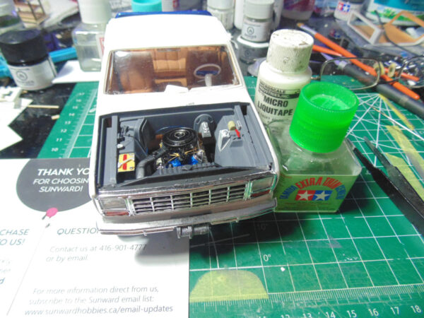 Revell 1980 Ford Bronco Bass Boat and Trailer Set Build Part 4 • Canada ...