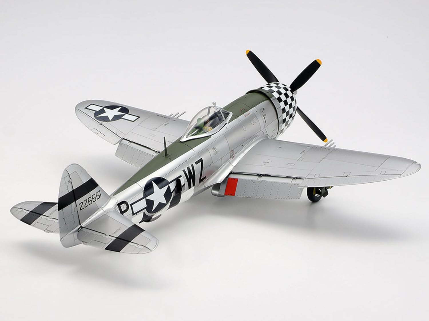 Tamiya P-47D Thunderbolt and 1/4 4x4 Light Vehicle Set 1/48 Scale 25214 ...