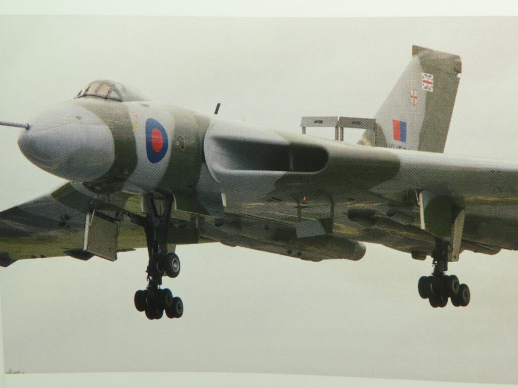 Airfix Avro Vulcan Black Buck Build and Review Part 11 • Canada's ...