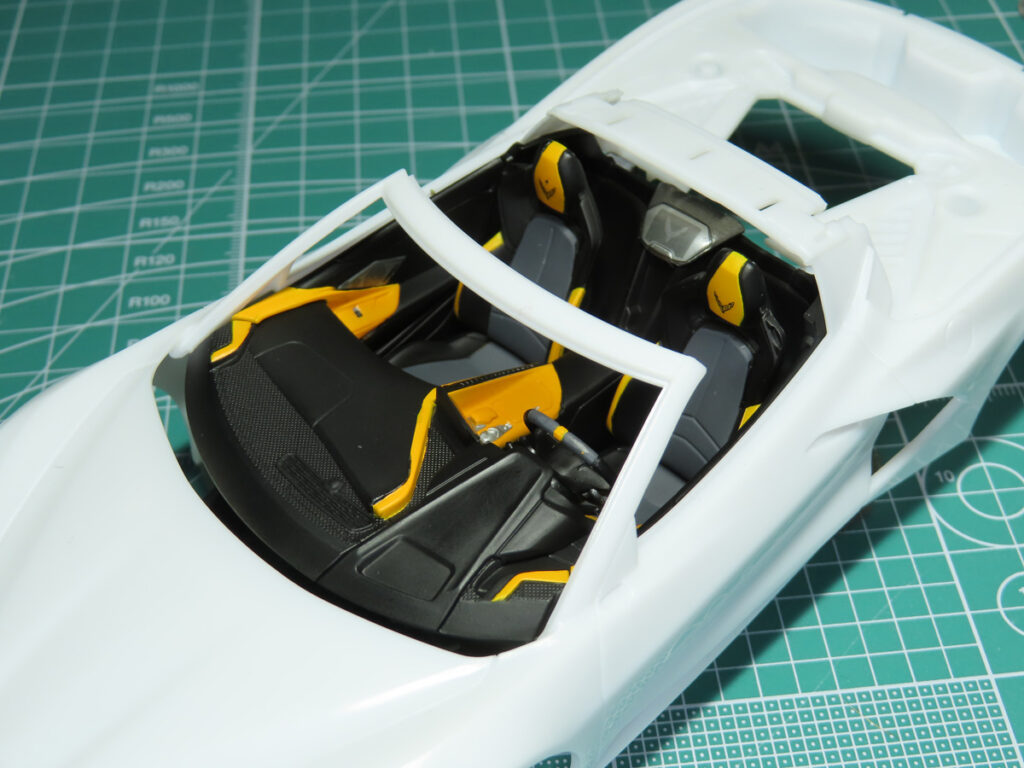 Revell 2022 Corvette Stingray Z51 Coupe Build and Review Part 4 ...