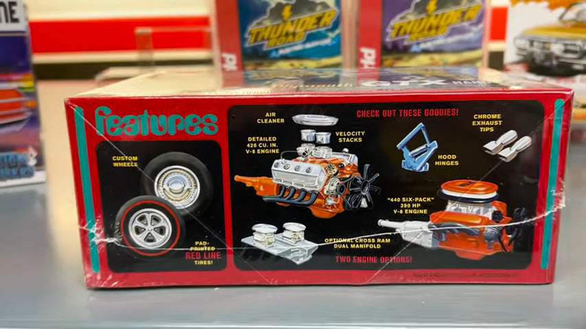 AMT 1969 Plymouth GTX Hardtop 1/25 Scale 1483 • Canada's largest ...