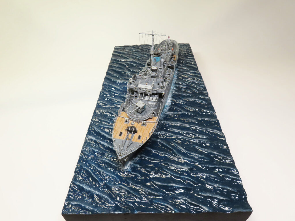 Revell HMCS Snowberry Build and Review Completed Images Part 17 ...