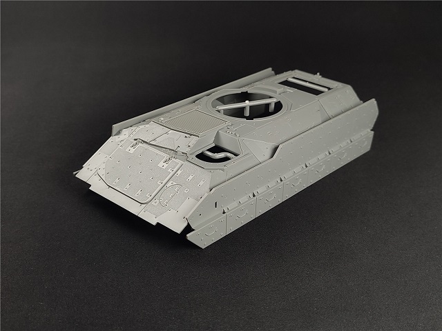 Kinetic Models M3A3 Bradley CFV 1/35 Scale K61014 • Canada's largest ...