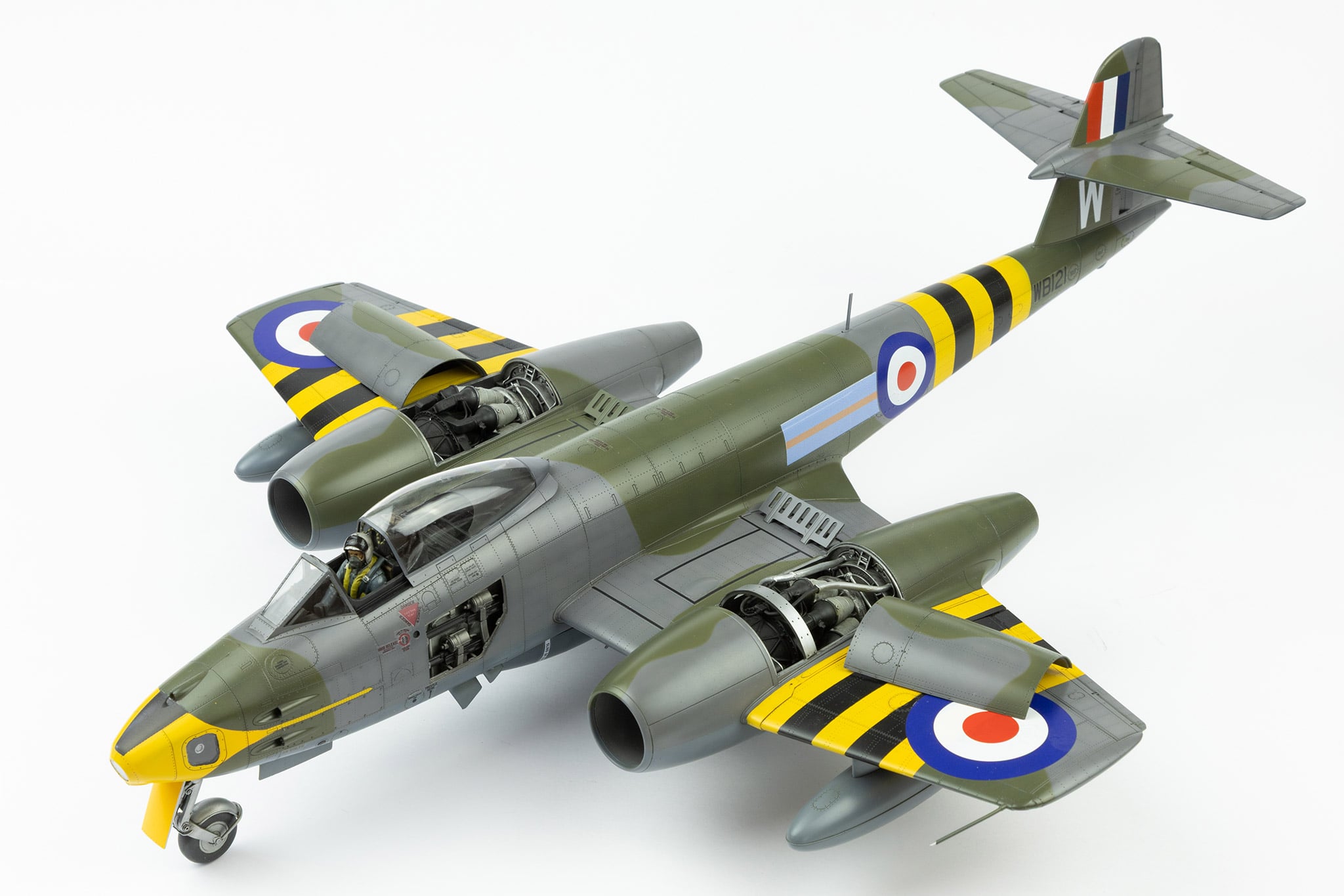 Revell Gloster Meteor F.8/FR.9 First Edition 1/32 Scale 03779 Pre-Order ...