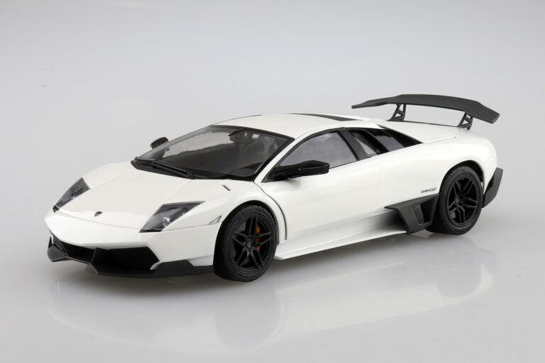Aoshima Lamborghini Murcielago LP670-4 SV 1/24 Scale 20553 Pre-Order ...