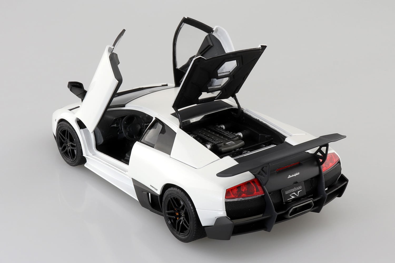 Aoshima Lamborghini Murcielago LP670-4 SV 1/24 Scale 20553 Pre-Order ...